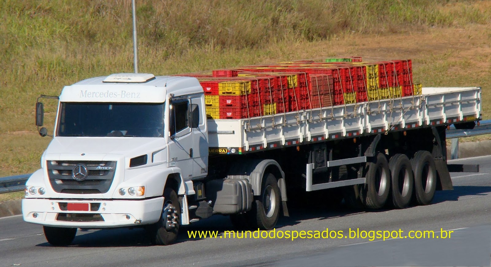 Mundo dos Pesados: Mercedes-Benz Atron 1635