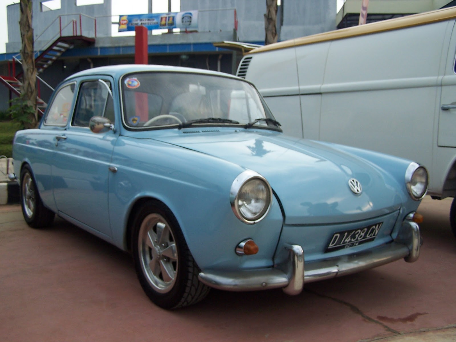 Vintage Volkswagen Indonesia: volkswagen type 3/variant/sedan notchback