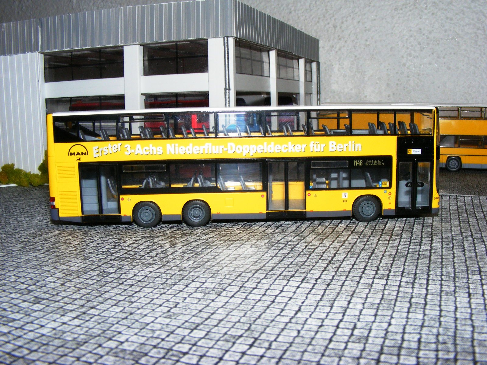 PORTUGAL BUSES DESIGN: BVG - MAN Doppeldecker Bus