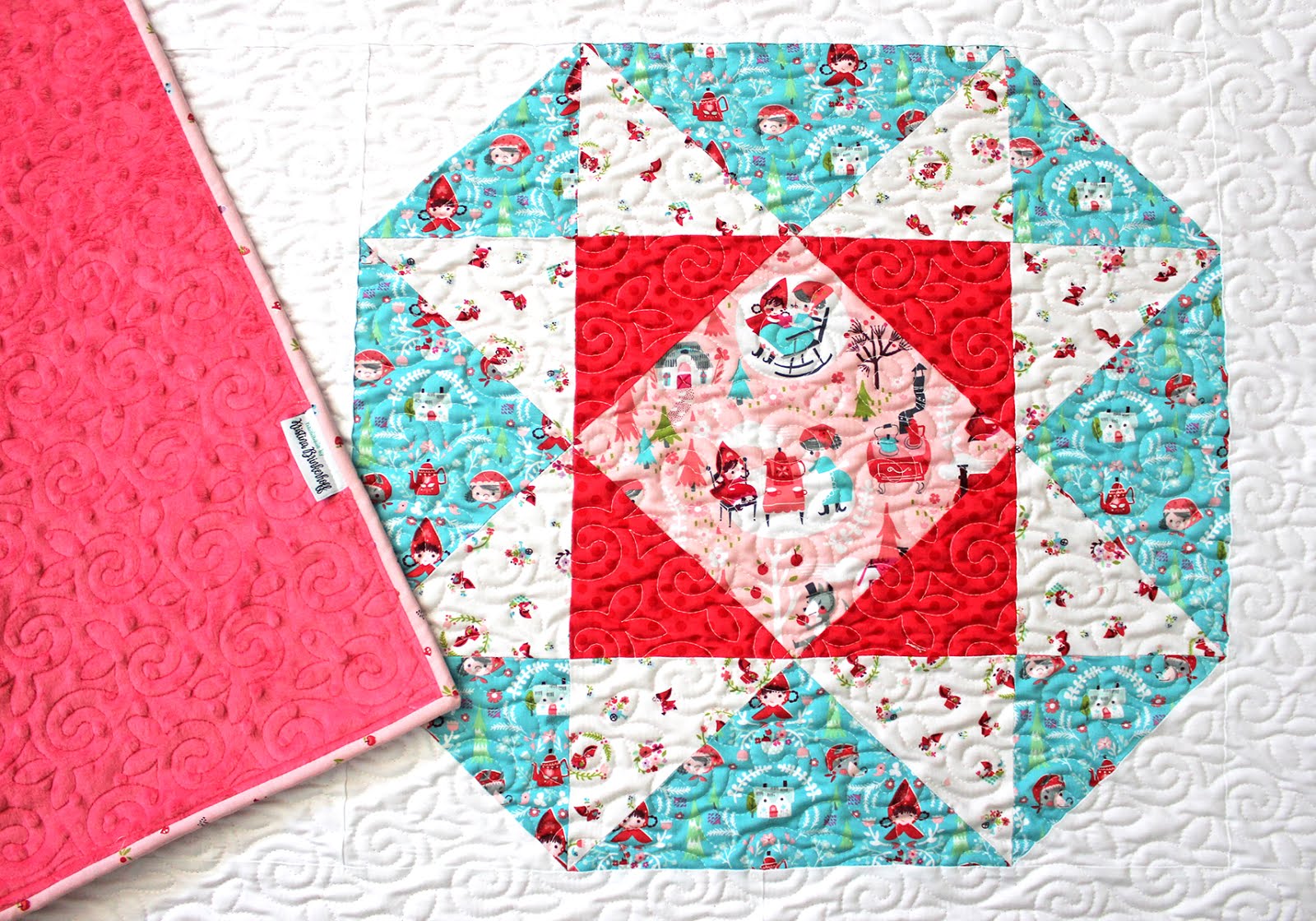 A Bright Corner: Fresh Fat Quarter Quilts Book Tour, Part 1