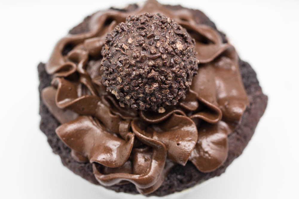 Mocha-Ferrero Rocher Cupcakes