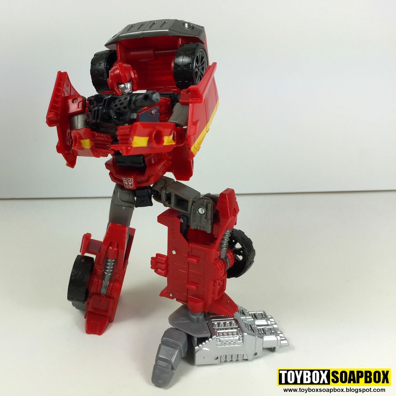 Toybox Soapbox: Combiner Wars Ironhide Review