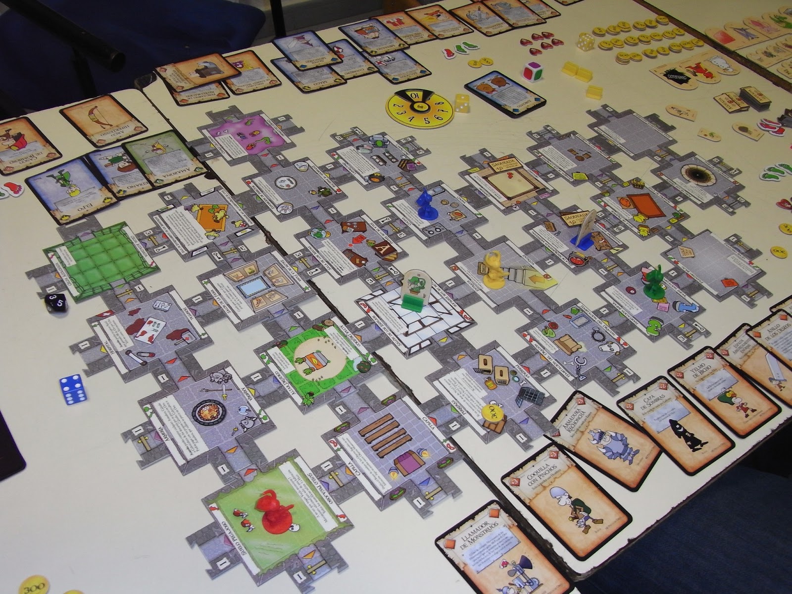 Gatetes y Monadas.: Munchkin Quest, uno más de la familia.
