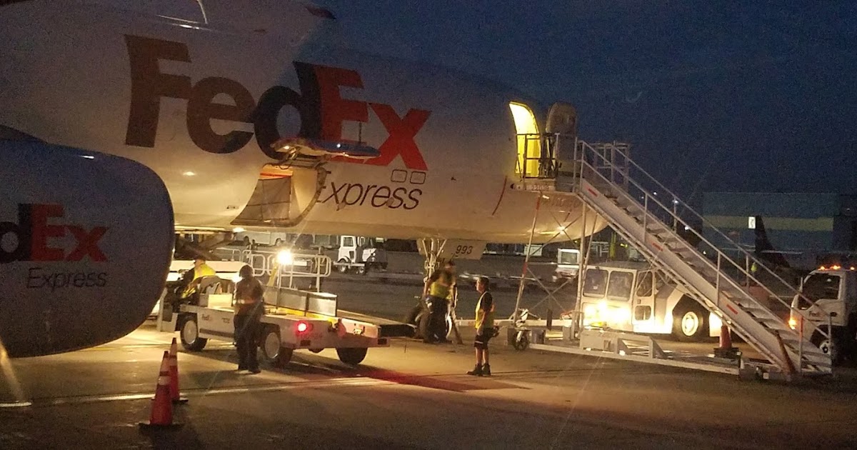 The Aerodrome: FedEx at night