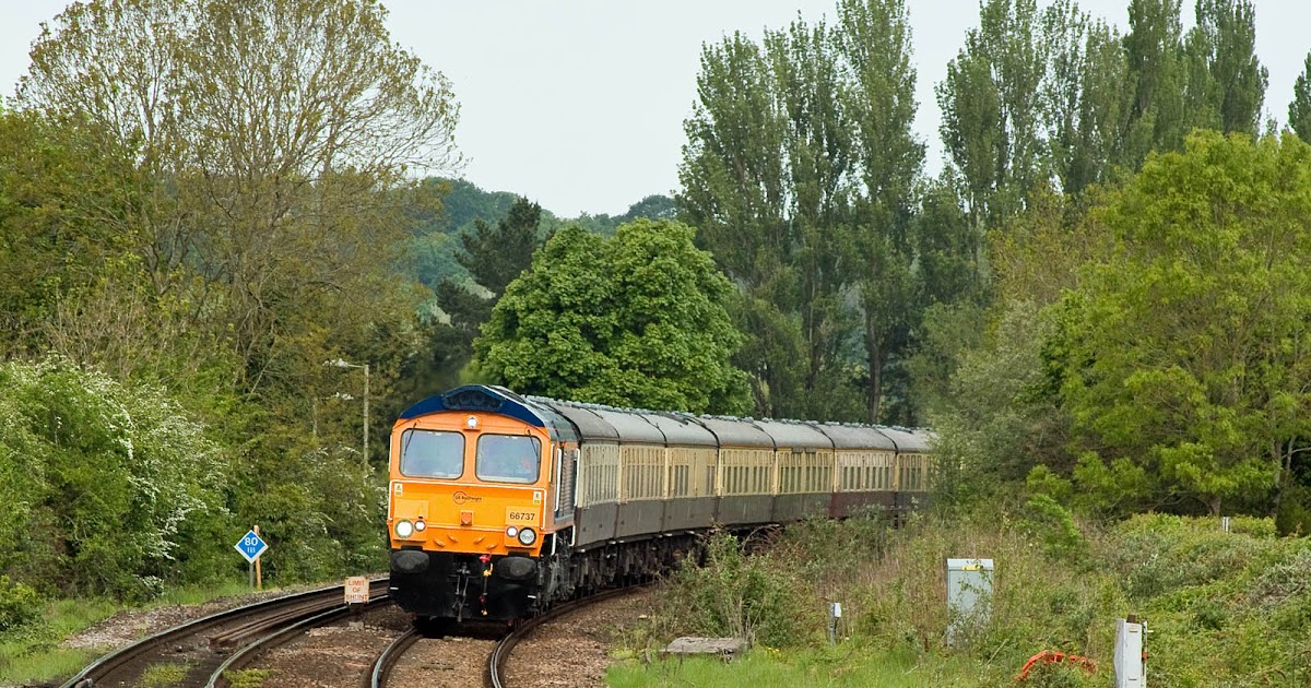 47s and other Classic Power at Southampton: 66737 ECS working at Romsey ...