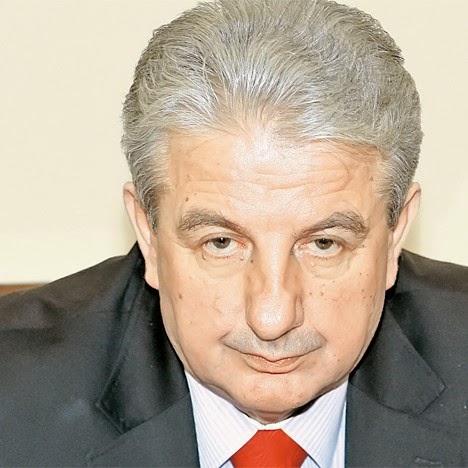 KORUPCIJA NOVI BEOGRAD: Sin direktora policije Veljovića radio u ...