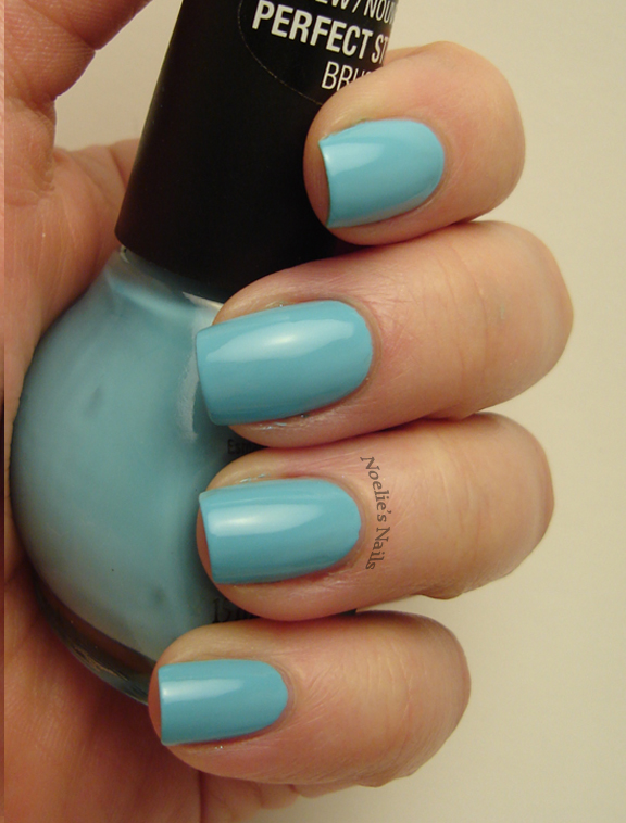 Noelie's Nails: Some random swatches - Misa, Nicole by OPI, Barry M
