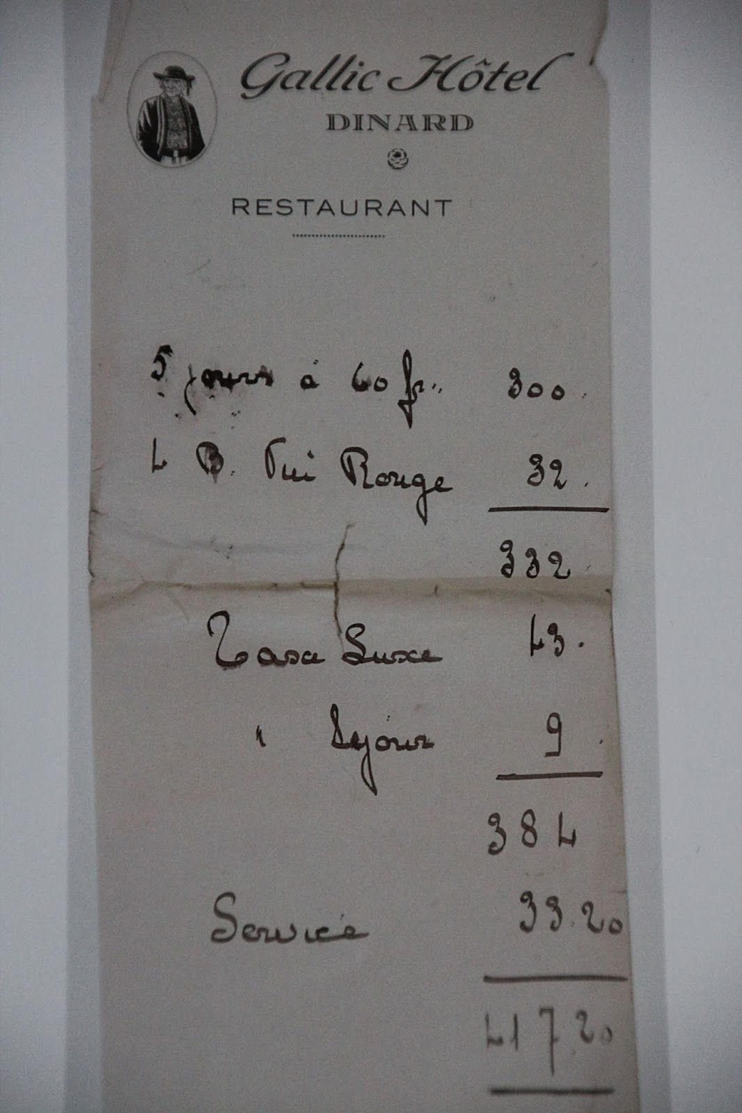 Le Gallic Hôtel à Dinard: EMMENAGEMENTS INTERIEURS (2)