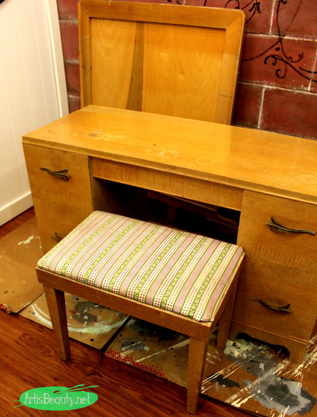 ART IS BEAUTY: Art Deco Vanity and Bench Custom Green Makeover
