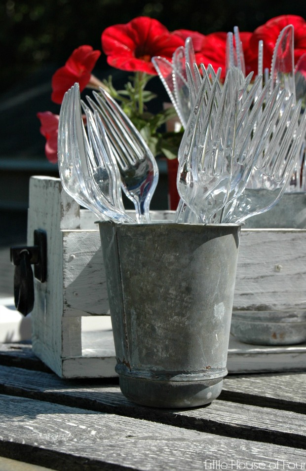 DIY Pallet Box Utensil Holder {Monthly DIY Challenge} | Little House of ...