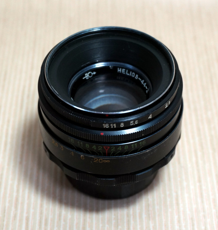 Ungeekiness.: Helios 44-2 58mm f/2 lens sample photos without pp.