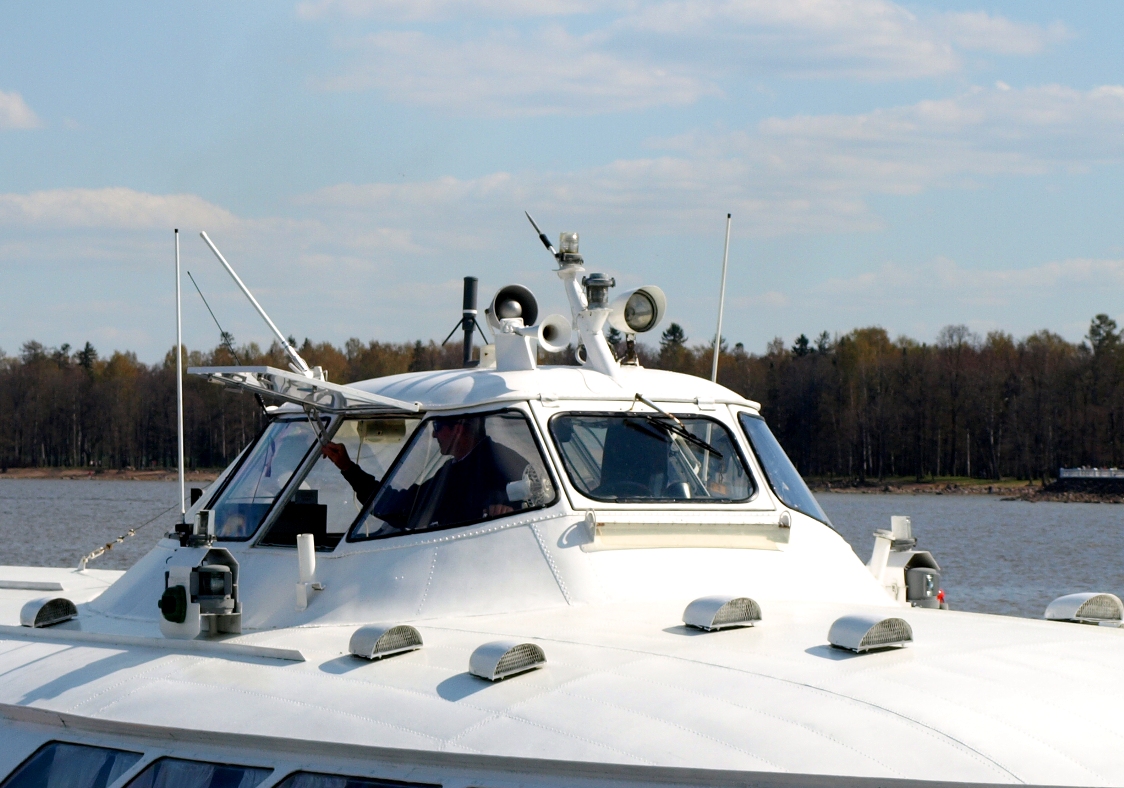 The Gondola Blog: Soviet Hydrofoils - "Meteors" in St. Petersburg