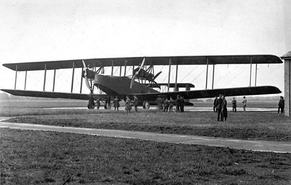 Aeronave militare şi civile: Handley Page O/400
