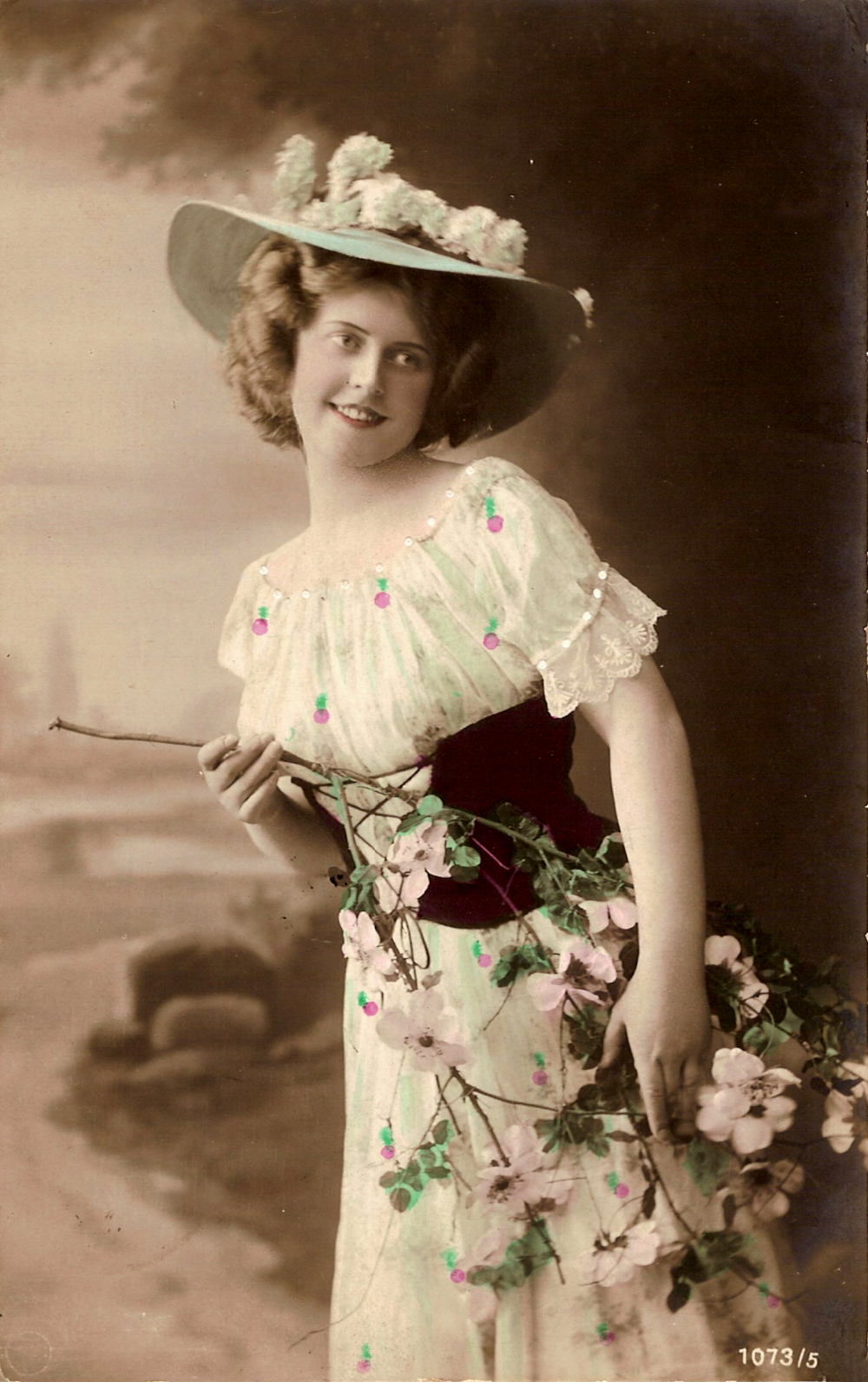 The Lothians: A Gallery of Edwardian Beauties