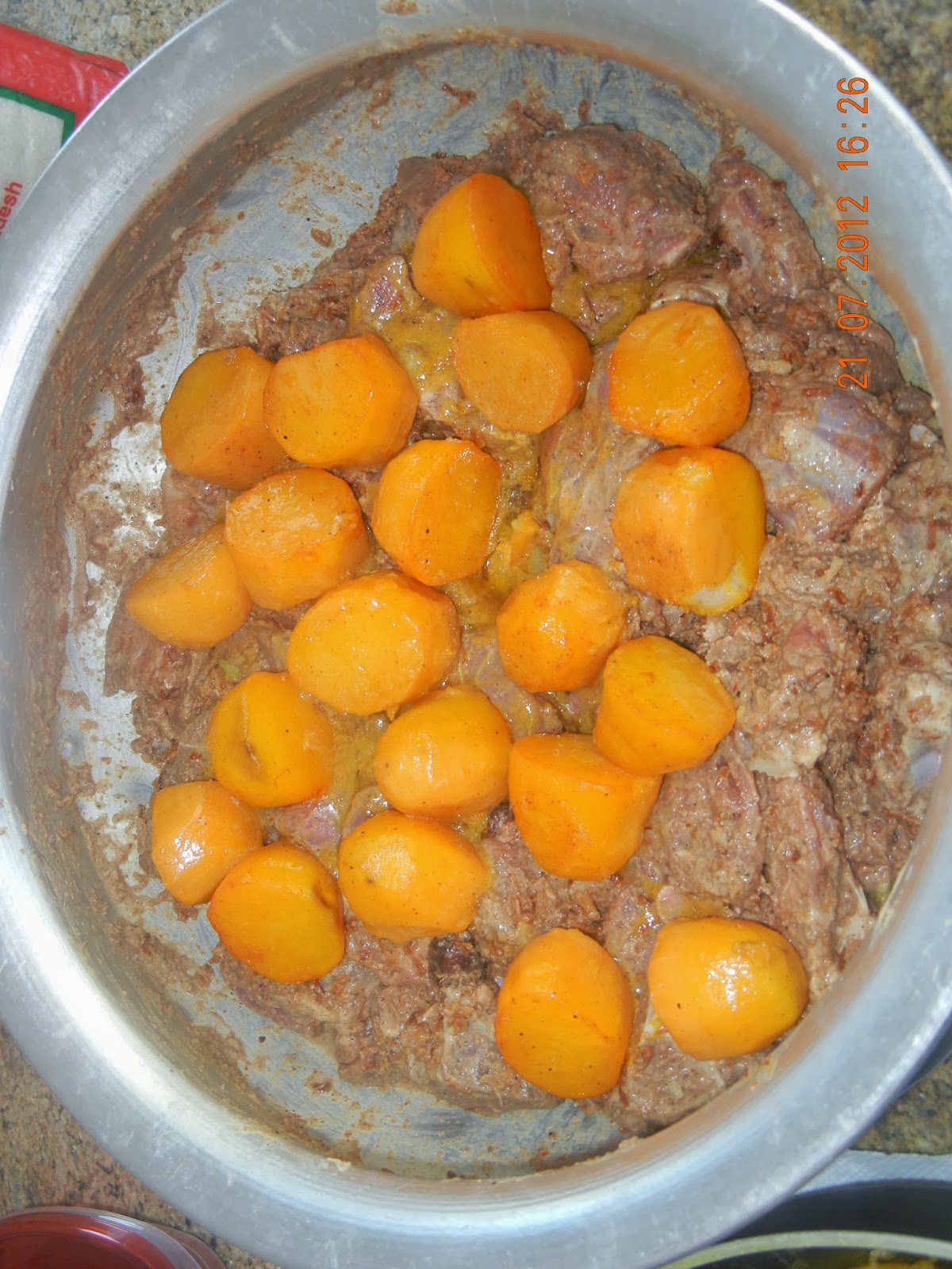 Shahriar's Blogs: Bangladeshi Kachchi Biryani Recipe
