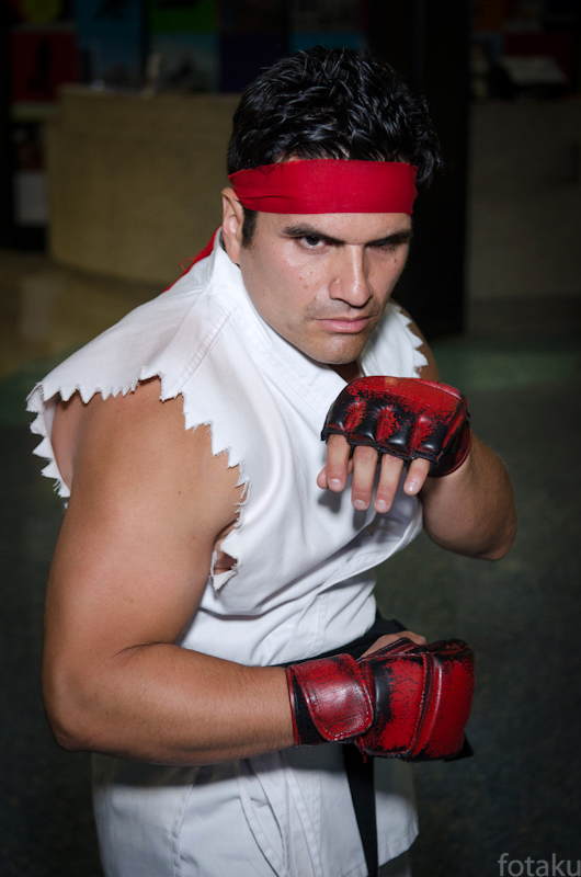 COMIC BOOK FAN AND LOVER: COSPLAYS # 062: RYU