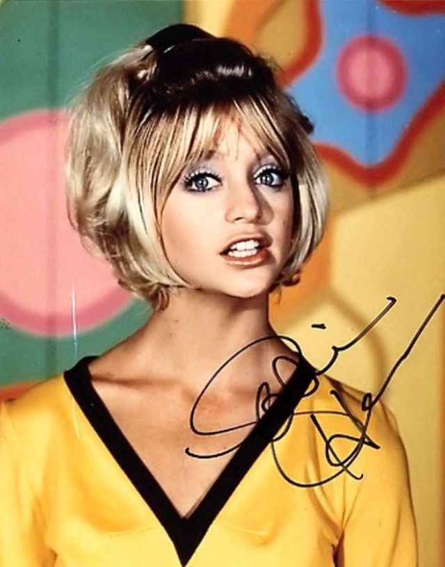 60 Gorgeous Photos of Goldie Hawn in the Mid-Late 1960s ~ Vintage Everyday