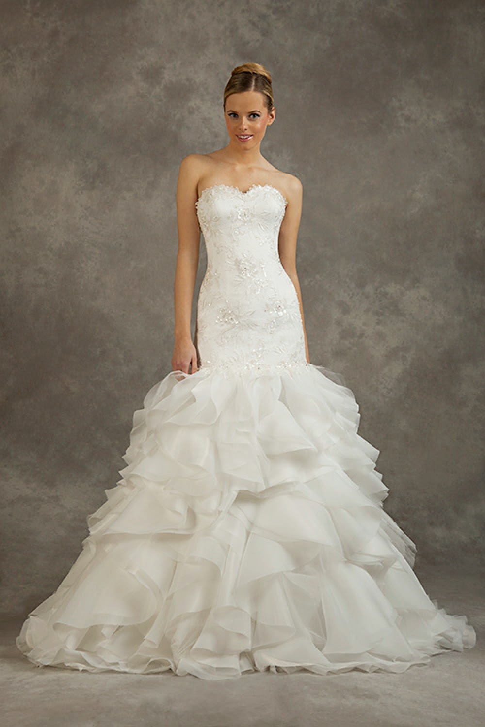 2015 Gelinlik Modeleri | Yeni Gelinlik Modelleri ve Gelinlik Resimleri