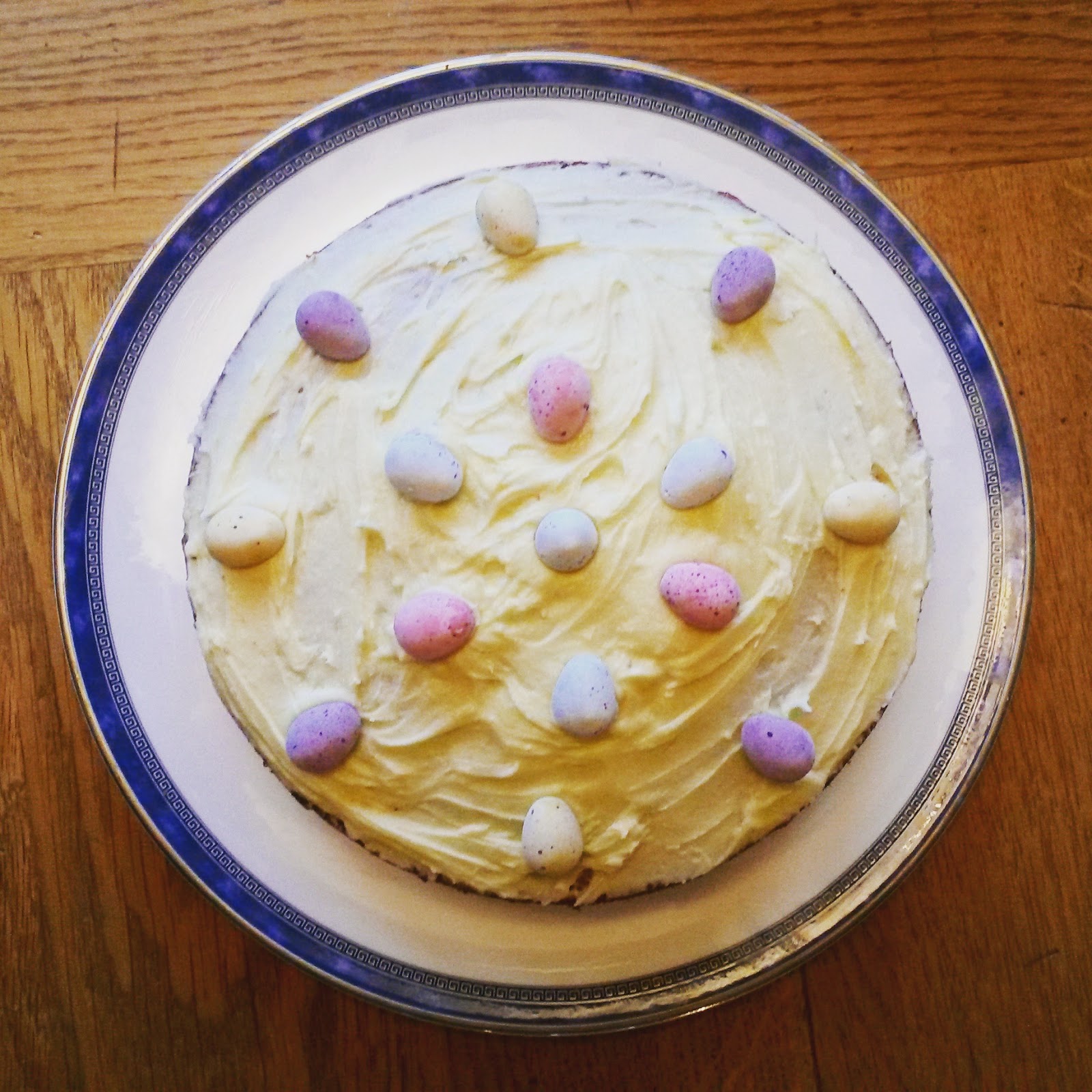 Clarey's Cake Creations: Happy Easter! Mini Egg Victoria Sponge Cake