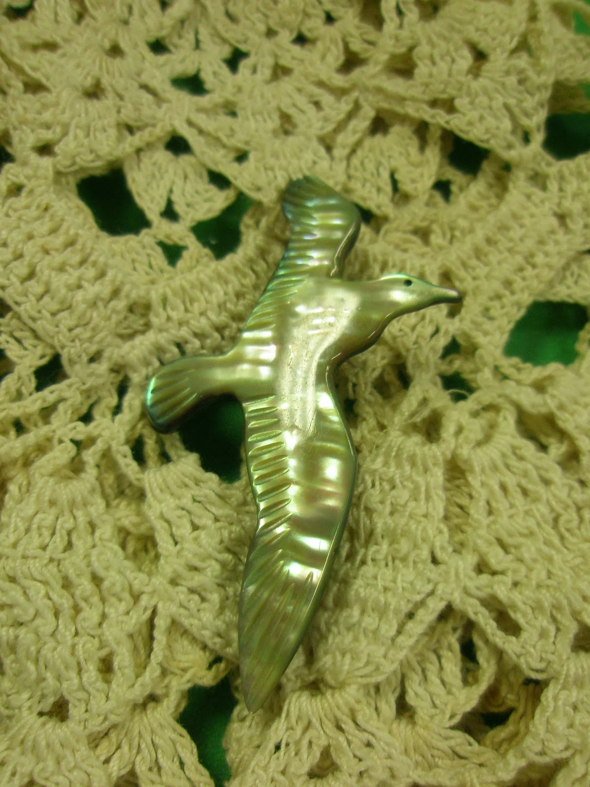 Paper Vernissage: Flying in From California