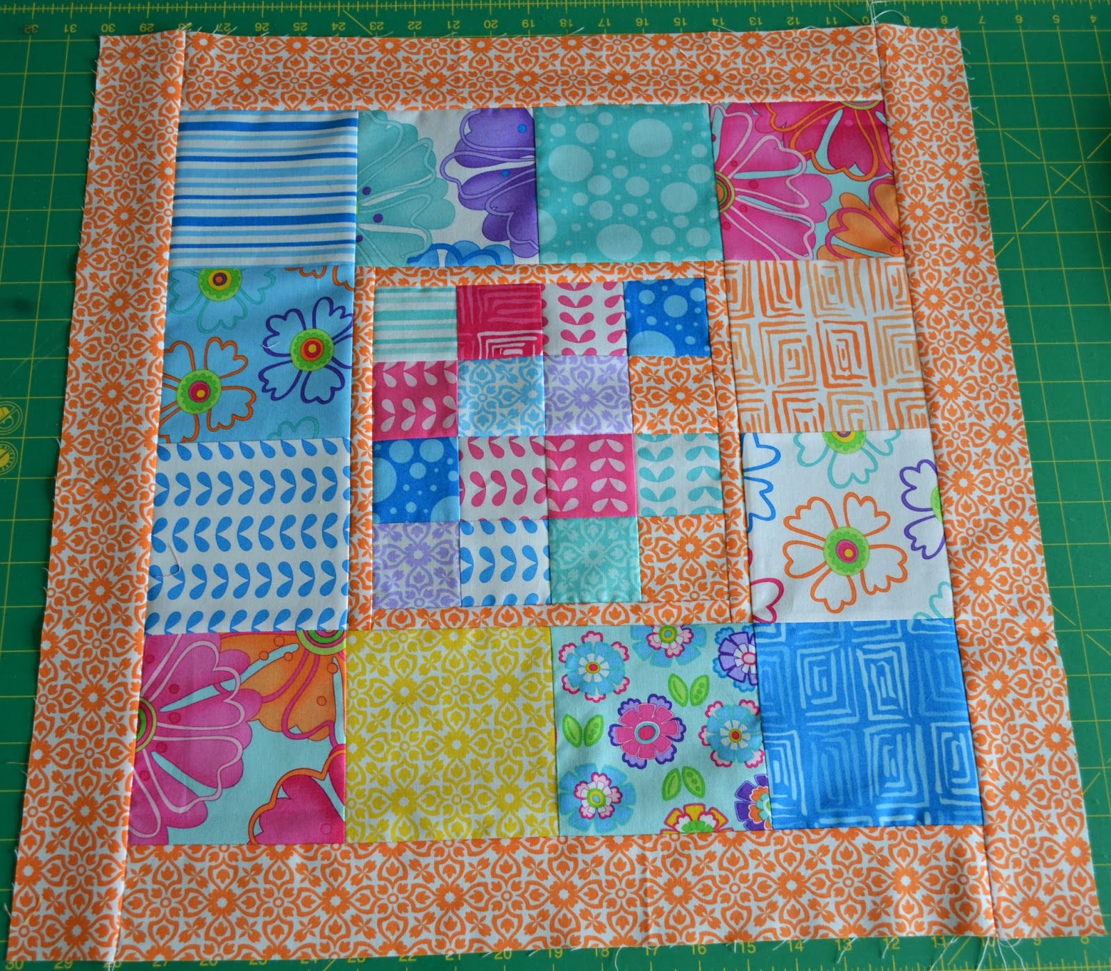 Run 'n Stitch: Charm Square Table Topper Tutorial