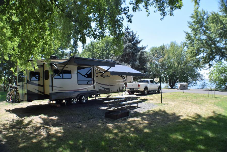 High Tide And Green Grass: 100+ Degree Temps - Ritzville, Washington ...