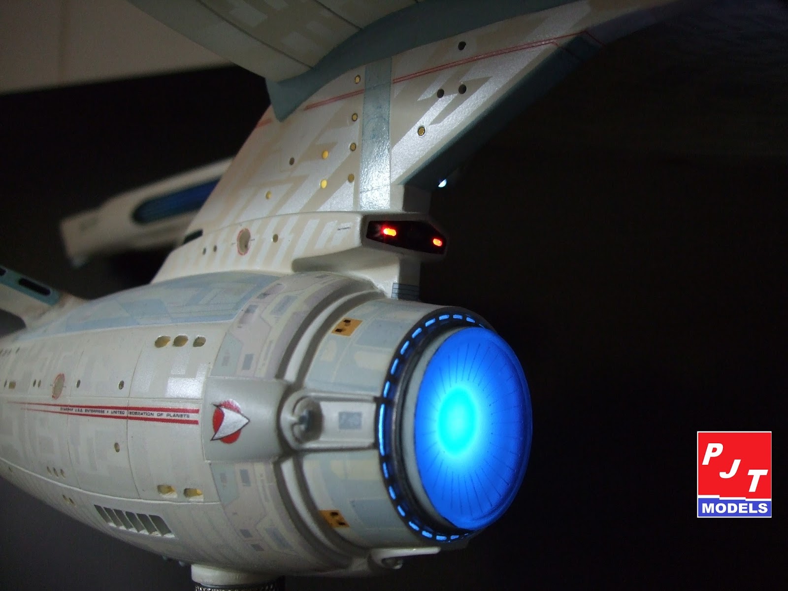 Uss Enterprise Ncc 1701 Refit Starship Model Star Trek | Images and ...