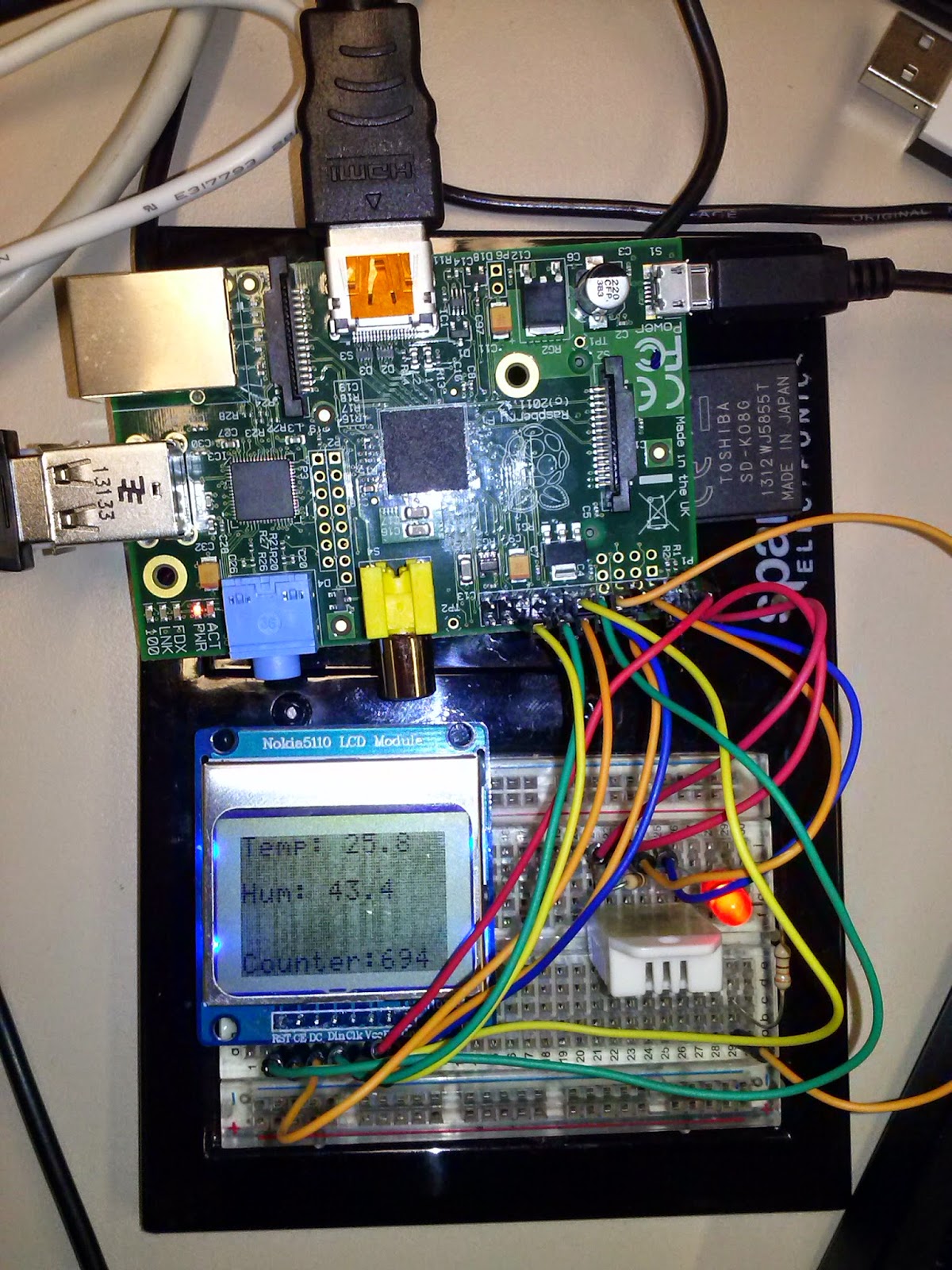 Vellamy's blog about Arduino: RHT03&Display5110&RPI