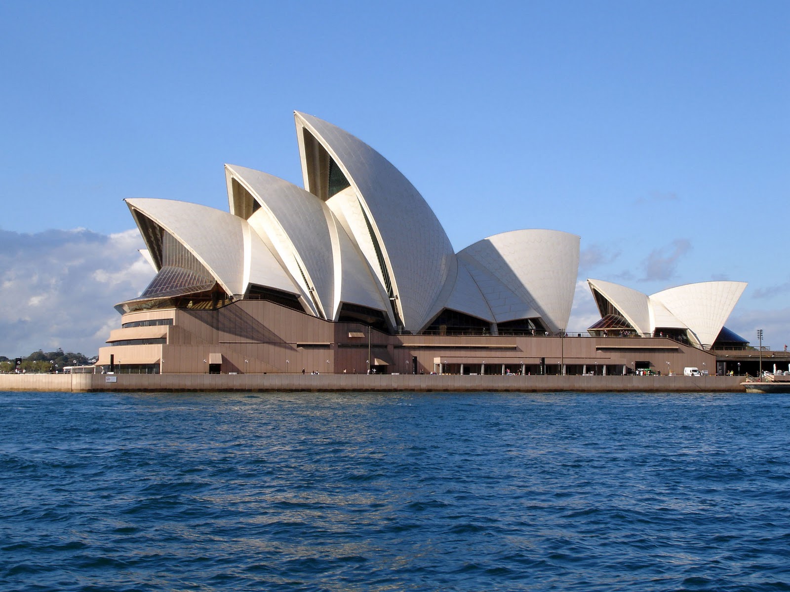 Living Modernism: Edelma Miranda on The Sydney Opera House (Case Study)