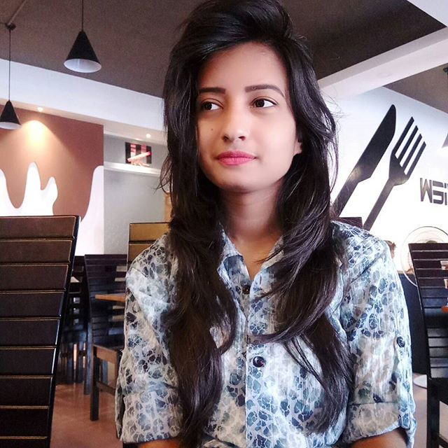 Beautiful Indian Girl Images For Facebook Profile Photo Album Gallery ...