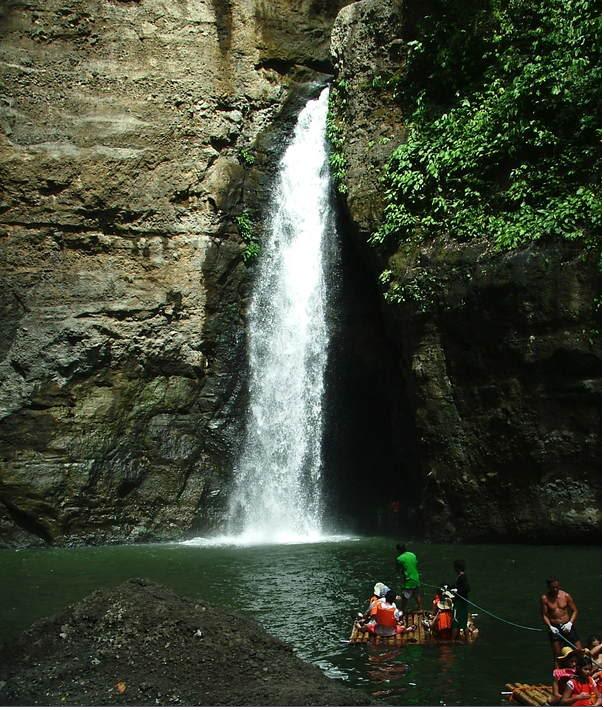 Go Philippines: Pagsanjan Falls and Shooting the Rapids