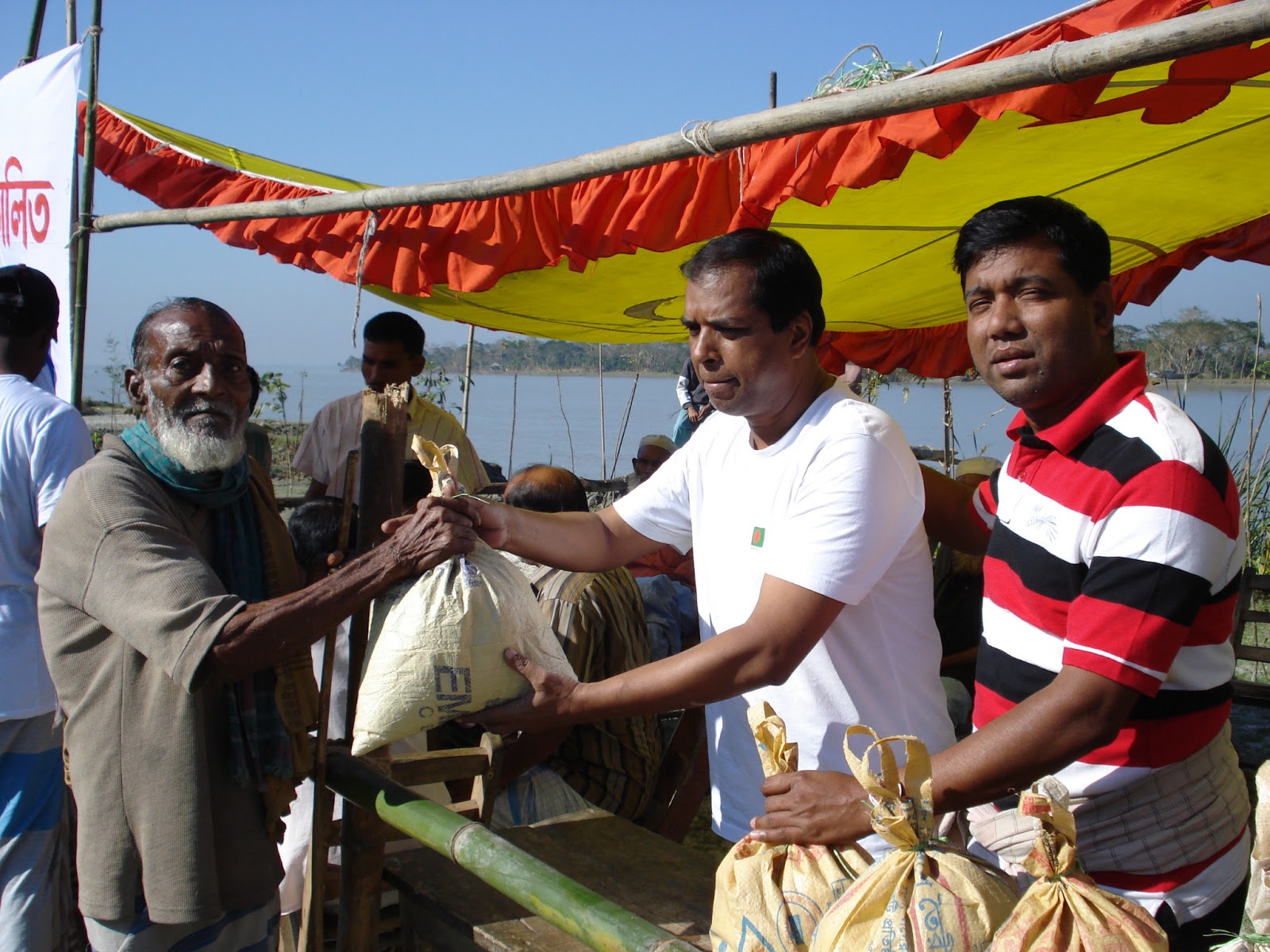 Photo Gallery: Humanitarian Activities