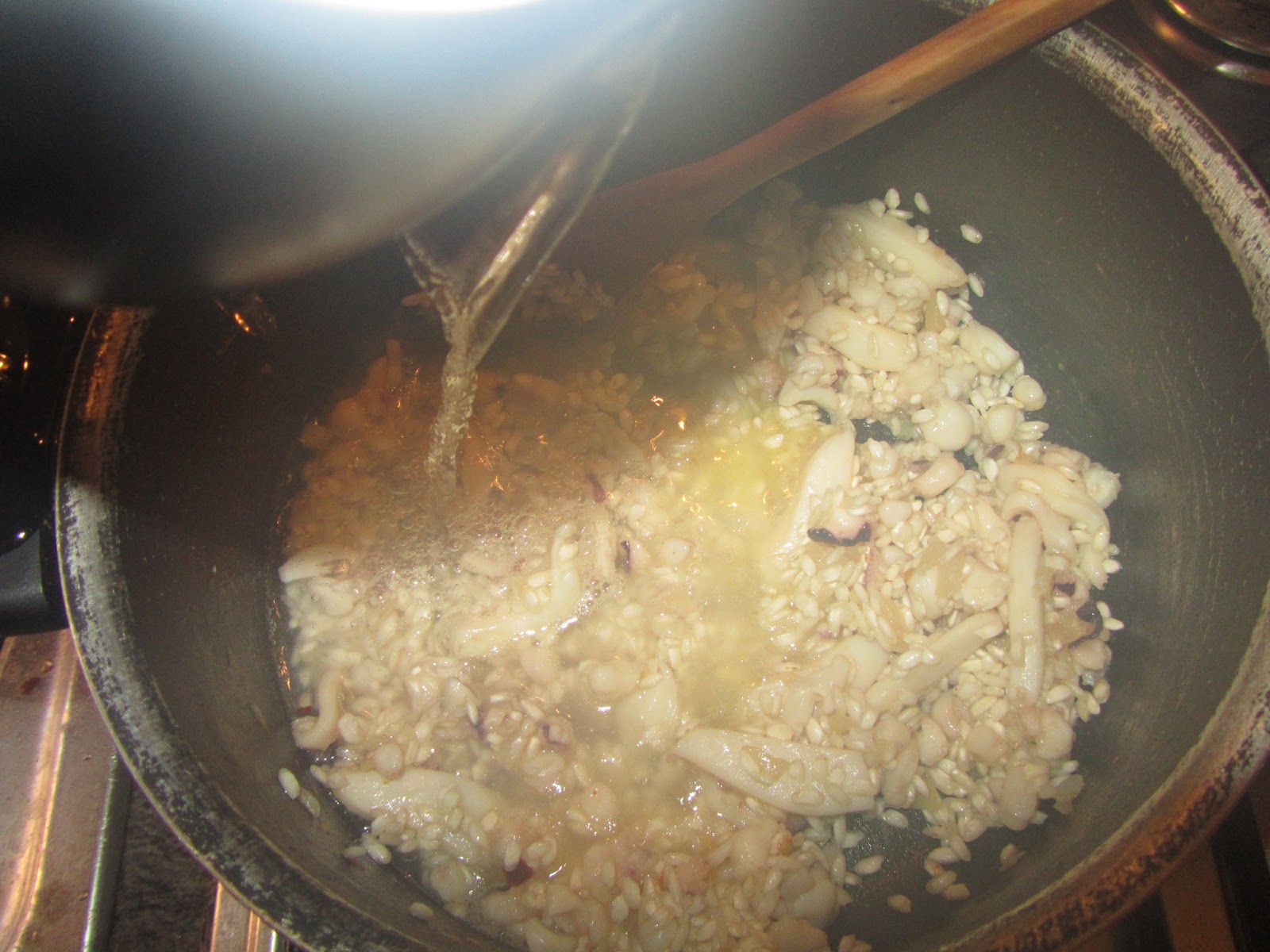 Cook a bit .....or a bit of a cook: Cuttlefish Ink Risotto - Risotto al ...