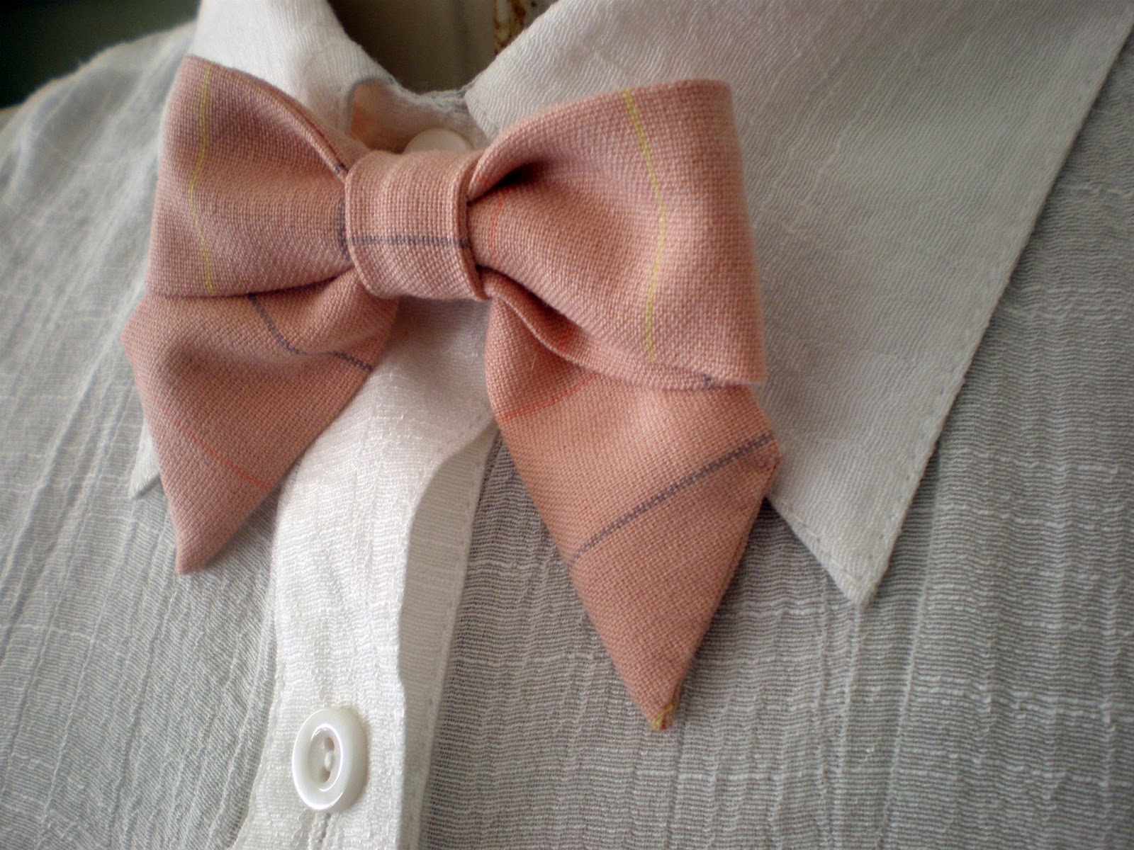 Echoes of Yesterday: Beautiful Bows