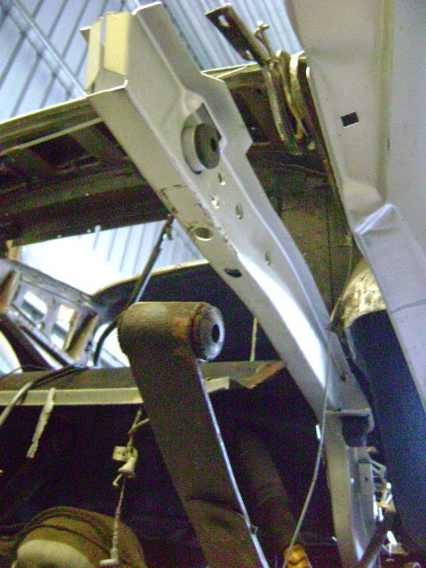 car and bike fabrication: FORD MUSTANG 1966 REAR RIGHT CHASSIS RAIL