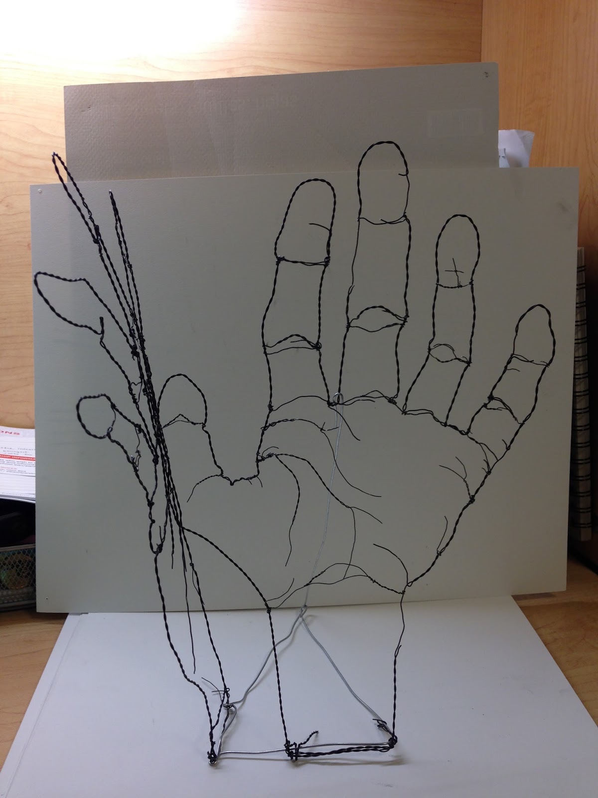 Space/Materiality [park_a]: Hand Wire Work & Drawing