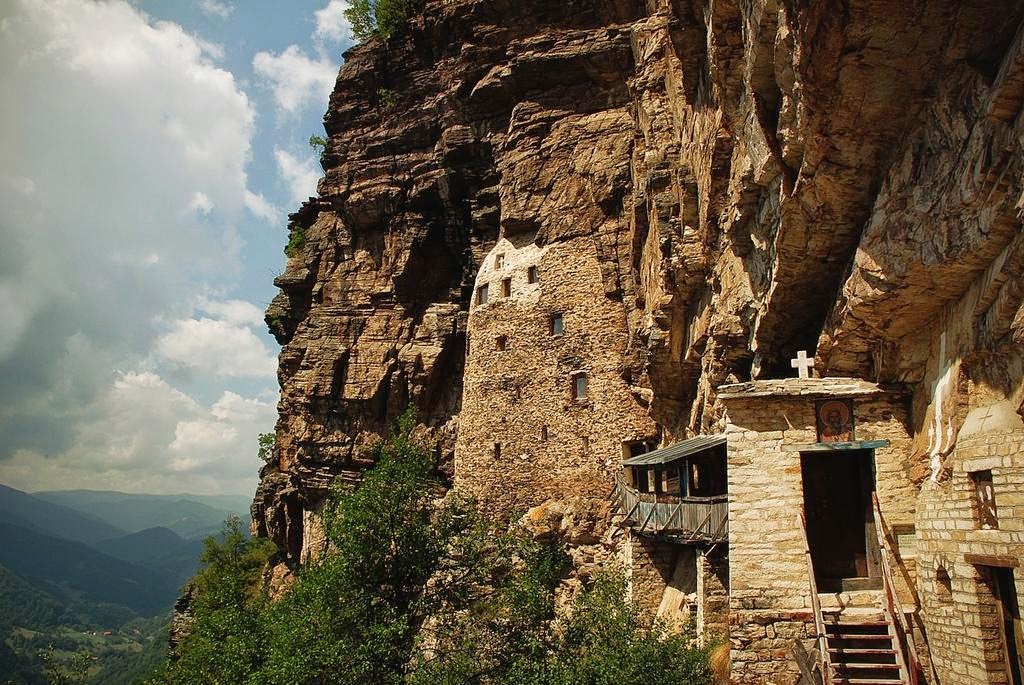 Beautiful Eastern Europe: Hermitage & Monastery of Saint Sava - Serbia