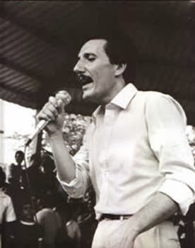 NOTICIAS Y EFEMERIDES MUSICALES Y DEL CINE: HACE 69 AÑOS, NACE HENRY ...