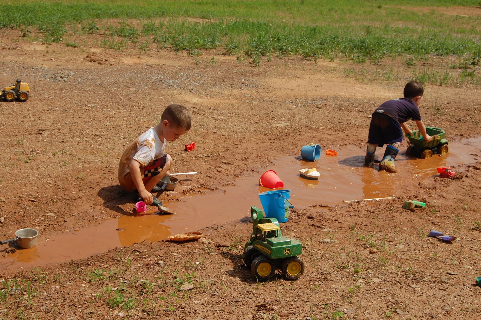 Team Ambuel: Preschooler Mud Party
