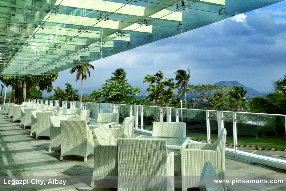 The Oriental Legazpi: Hotel with an Excellent View of Mayon