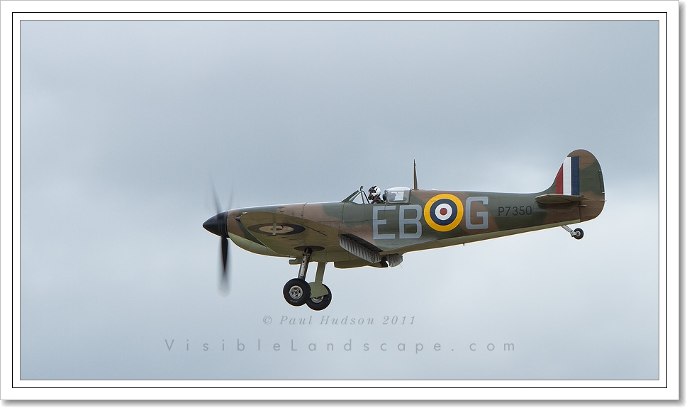 BARONE' S REPAINTS: IL-2 Clod Spitfire EB-G (P7350)