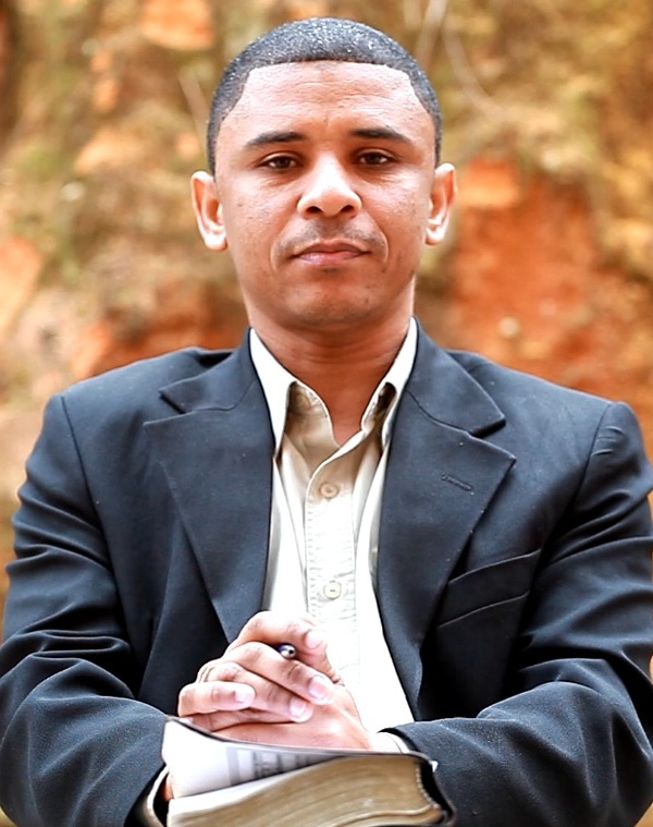 Theo-logos - Palavra escrita ou falada de Deus: A Angelolatria na ...