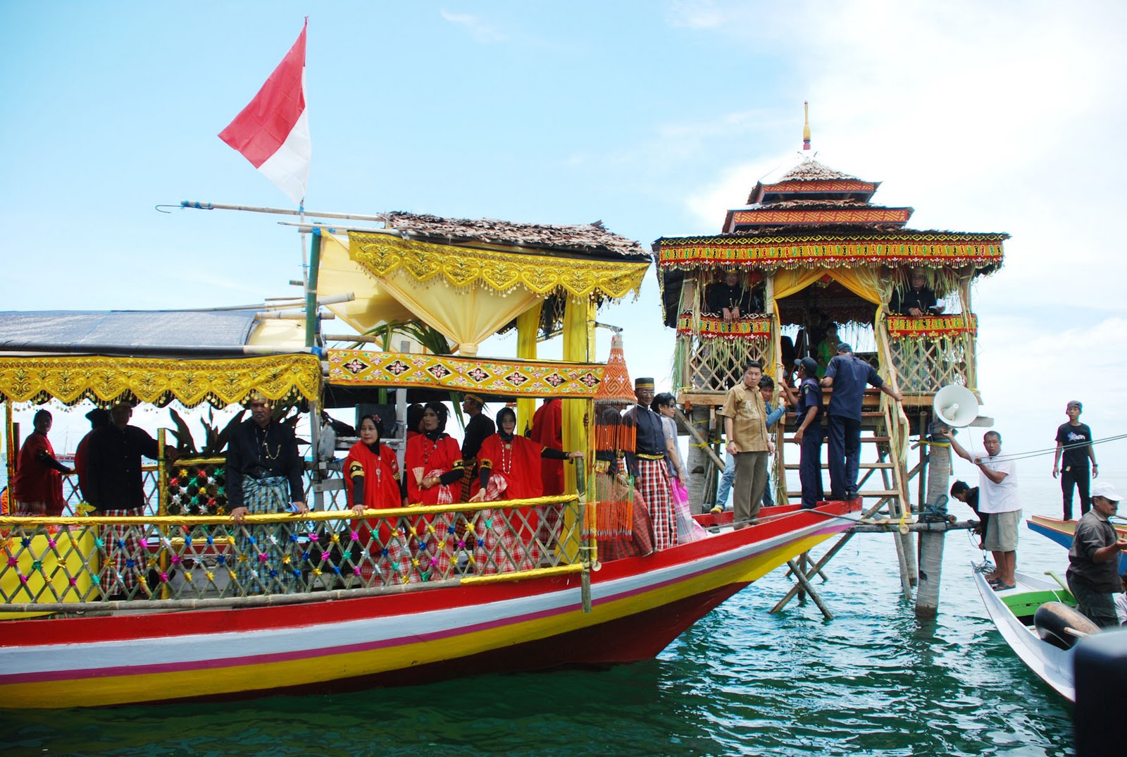 ACARA MACCERA' TASI' ~ Dinas Kebudayaan dan Pariwisata