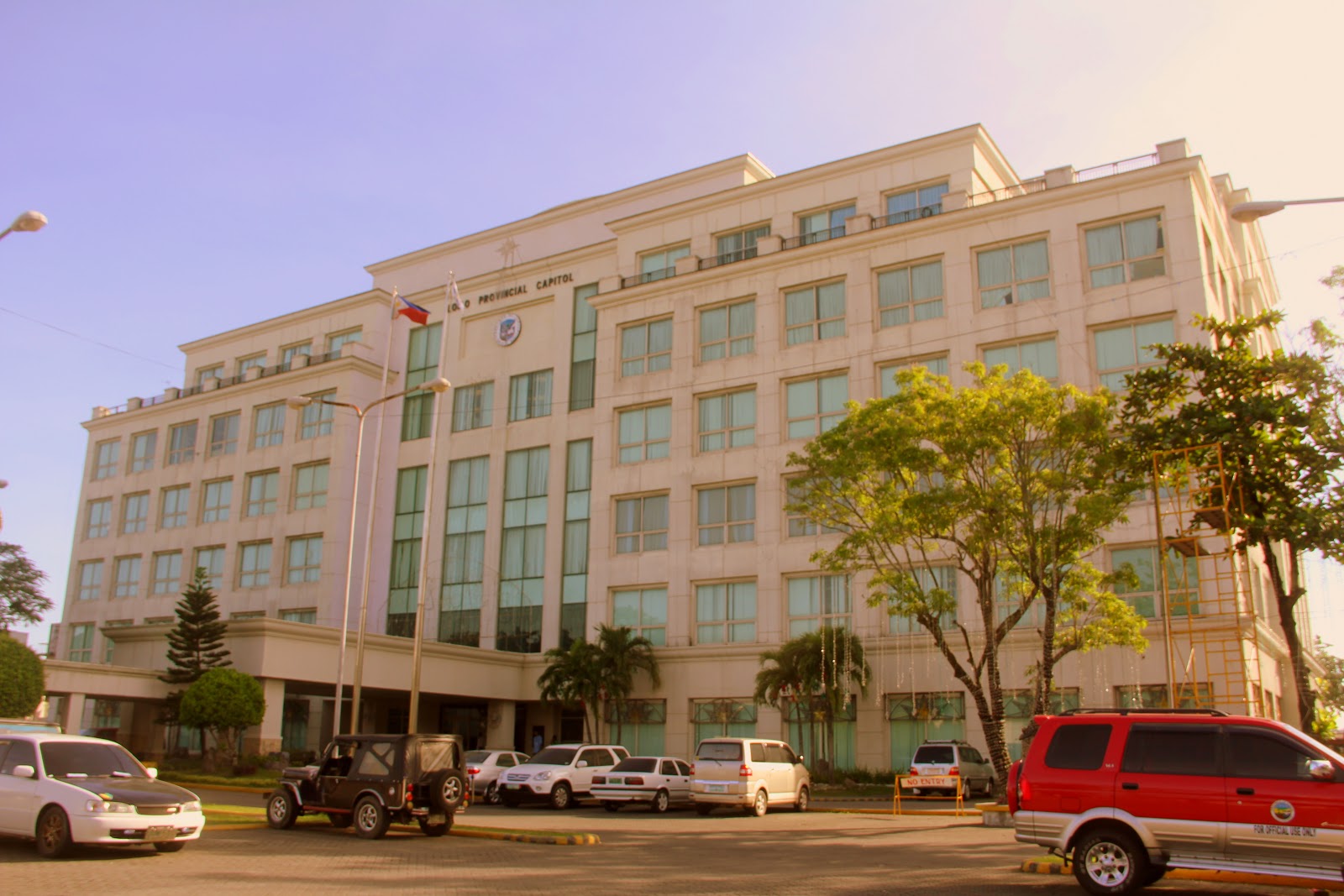 Chowking Breakfast & Iloilo Provincial Capitol, browie's little secret