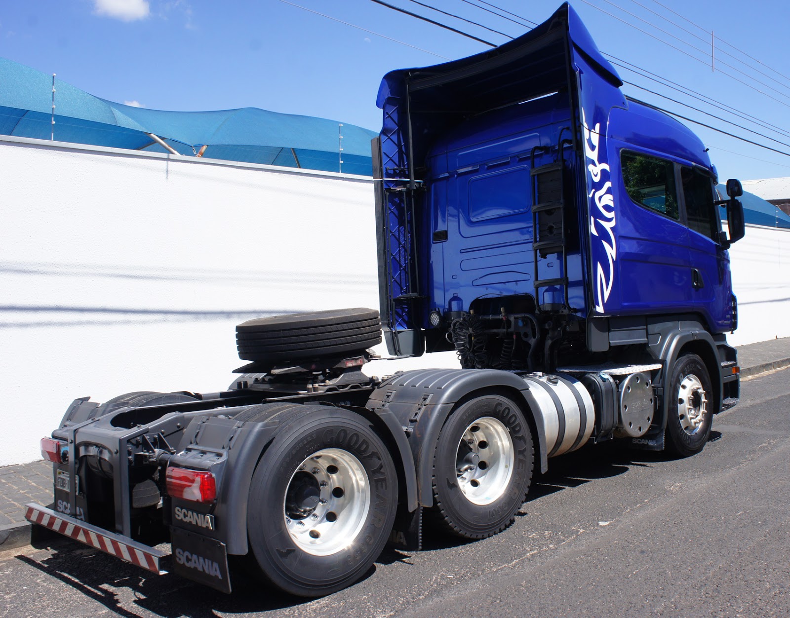 Scania Highline 440 cabine dupla