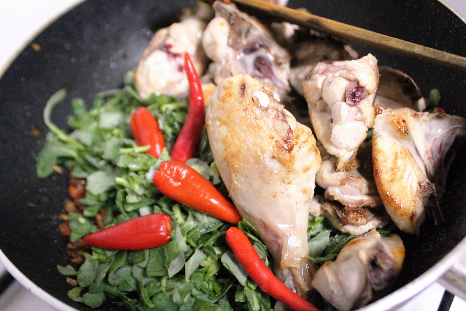 Bethica's Kitchen Flavours: Kulfa Saag Chicken - Hyderabadi / Telangana ...