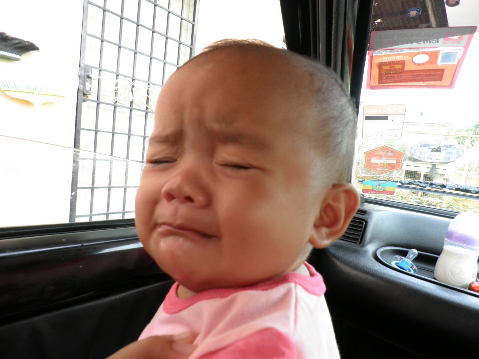 Contest & Giveaway Blog::::: CONTEST gambar muka sedih paling menarik