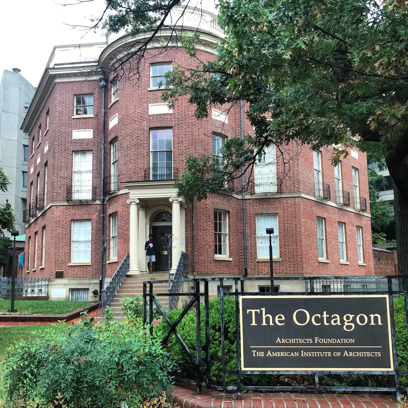 architect design™: The most elegant house in Washington: The Octagon House