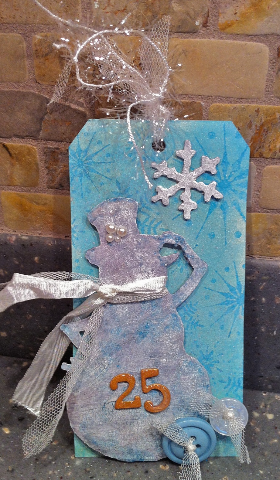 Donna's Crafty Place: Tim Holtz Tags Day 4 - Inspiration Tag