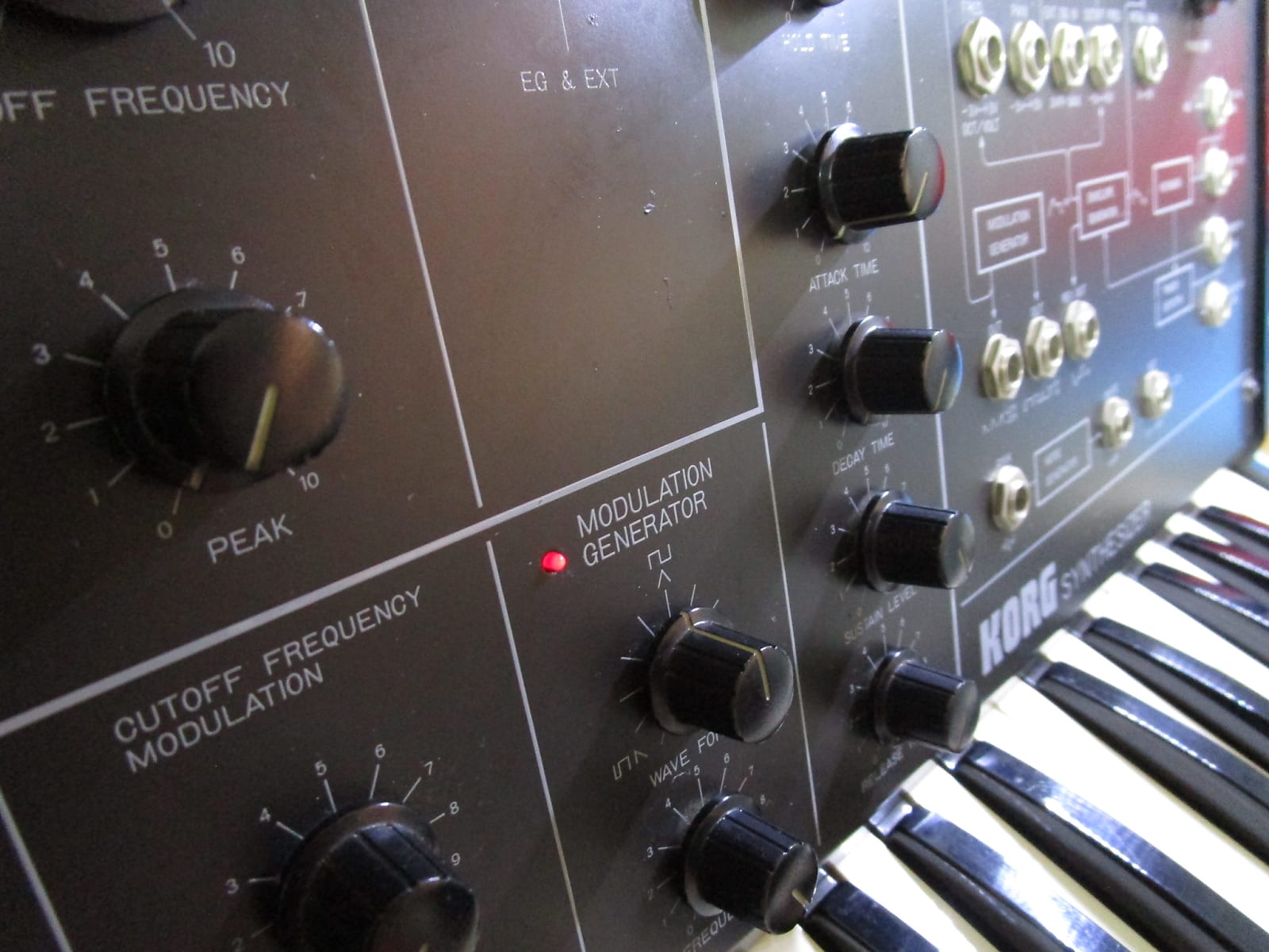 MATRIXSYNTH: Korg MS-10 MS10 Vintage Analog Semi-Modular Synthesizer w ...